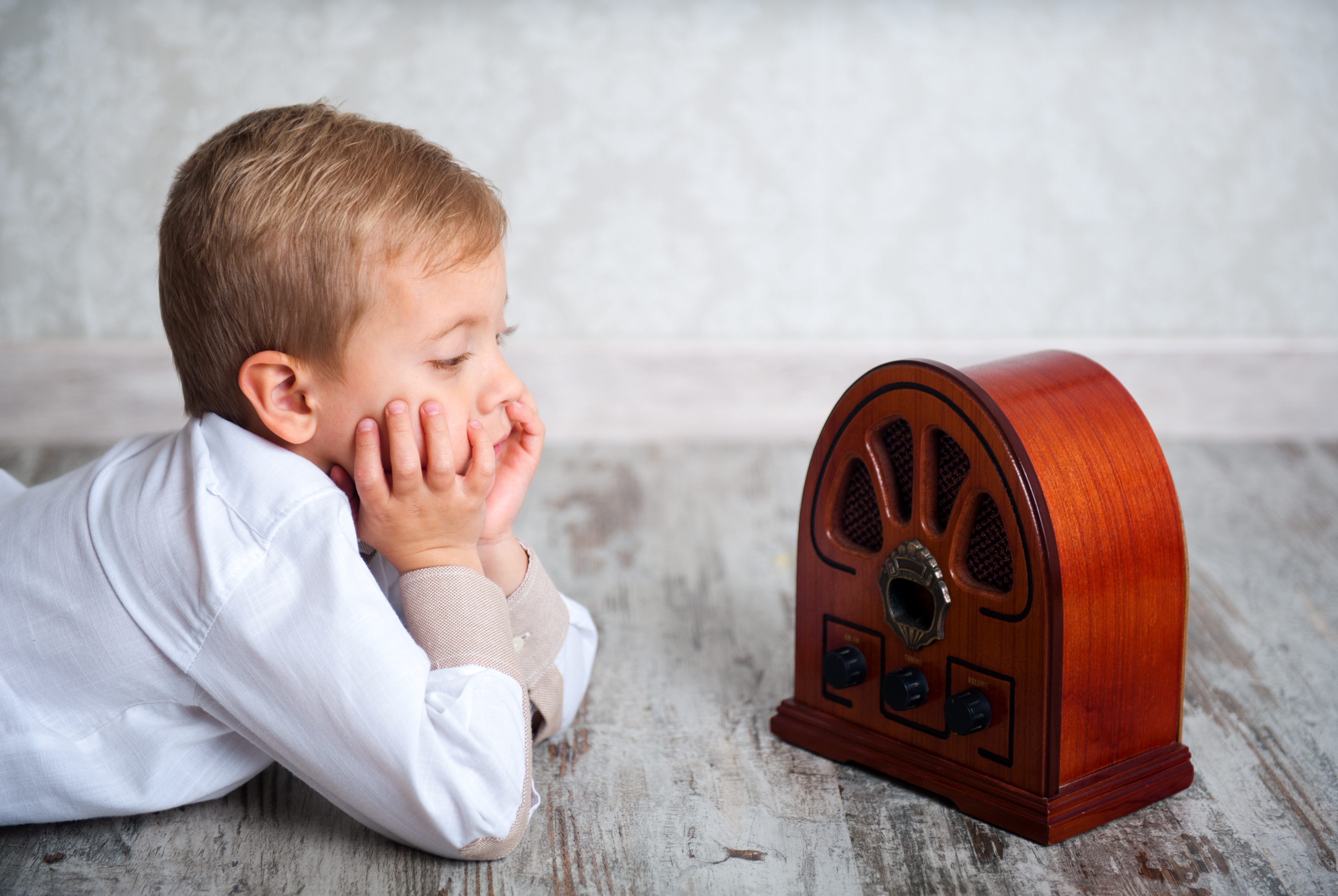 How To Distribute Your Radio To An Audience Radiosolution